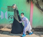 Antar Adam ke Sekolah