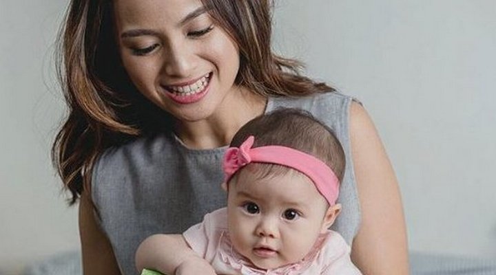 Baby Brie Lakukan Ini di Video Acha Septriasa, Netter: Imut Bantet