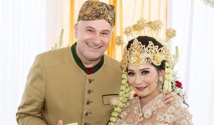 Nikah Resmi Baru Sebulan, Baby Margaretha Diisukan Hamil Tua