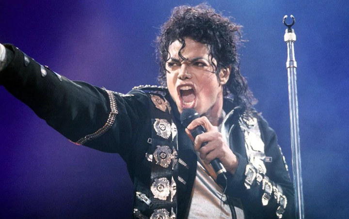 Lay EXO dan NCT 127 Wakili Asia di Tribute Michael Jackson