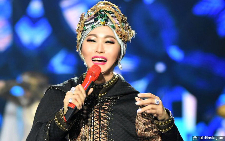 Dikenal Tajir Melintir, Karpet 'Sederhana' di Kamar Inul Daratista Jadi ...