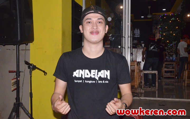 Rija Abbas 'Butiran Debu' Kembali Lewat Single 'Orang Yang Aku Kenal'