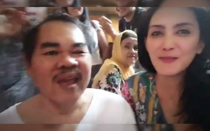 Mat Solar Menangis Dikunjungi Rieke 'Oneng' Diah Pitaloka cs, Warganet ...