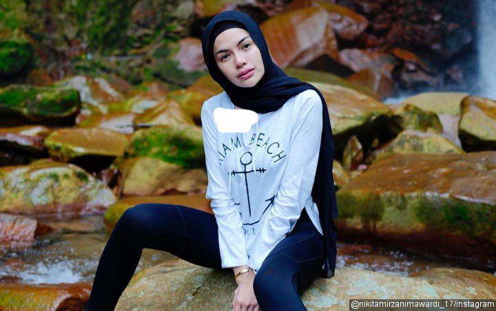 Usai Kena Damprat Keponakan Dewi Persik, Nikita Alami Insiden ...