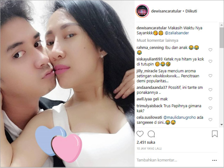 Dewi Sanca Pamer Foto Mesra Bareng Pacar, Ketiak Ditutup Stiker Jadi ...