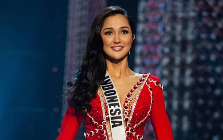Miss Universe 2018: Penampilan Sonia Fergina Kenakan Swimsuit dalam ...