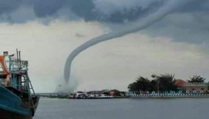 Kenali Tanda-Tanda Angin Puting Beliung