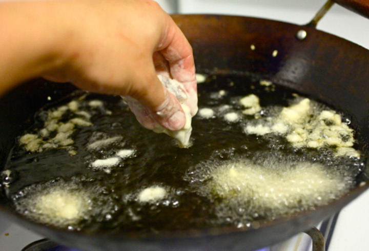 Ini 8 Tips Menggoreng Makanan Agar Lebih Sehat untuk Dikonsumsi