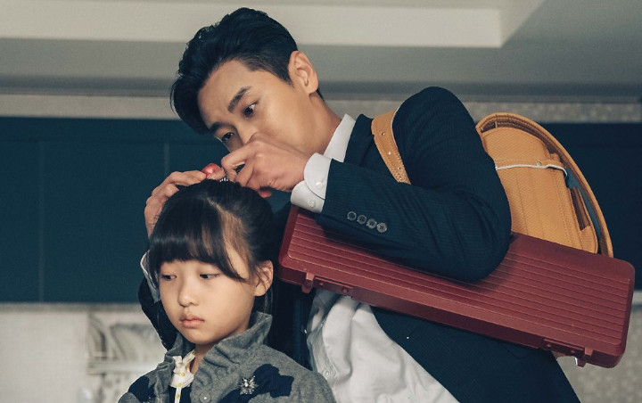 Chemistry Joo Ji Hoon dan Aktris Cilik Shin Rin Ah di Foto Adegan 'Item ...
