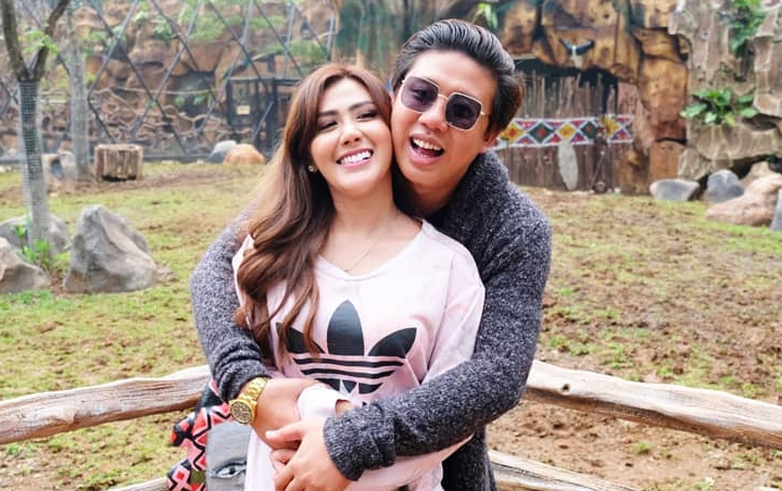 Rey Utami Kabarkan Kondisi Suami Pasca Stroke, Ekspresi Pablo Benua ...