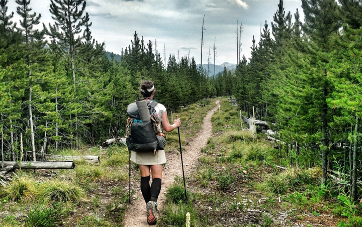 8 Etika yang Harus Ditaati Saat Mendaki Gunung, Pendaki Wajib Tahu!