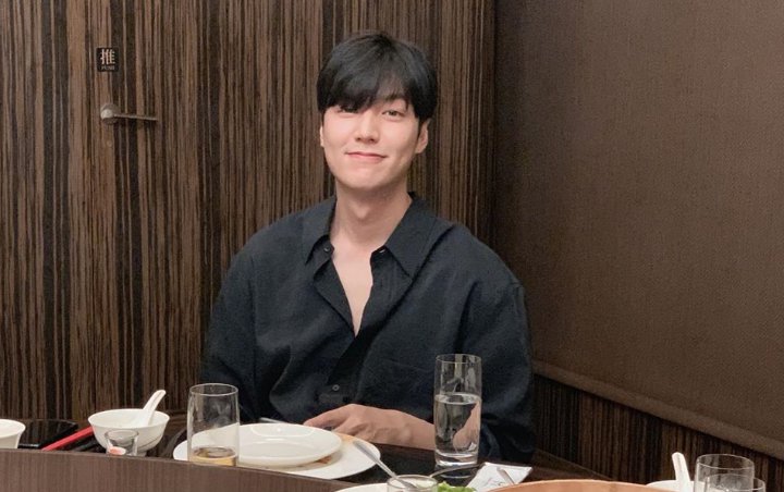 Lee Min Ho Dicurigai Punya Pacar Gara-Gara Genit dan Sok Imut di ...