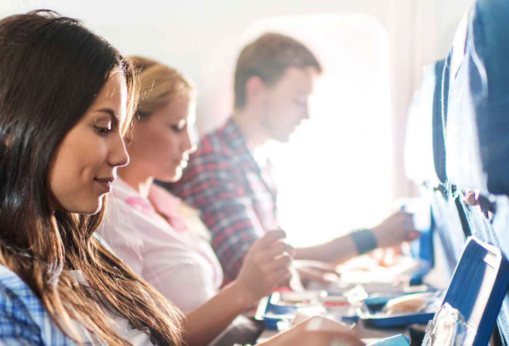 Jangan Memaksa Orang Lain Menjadi Teman Ngobrol