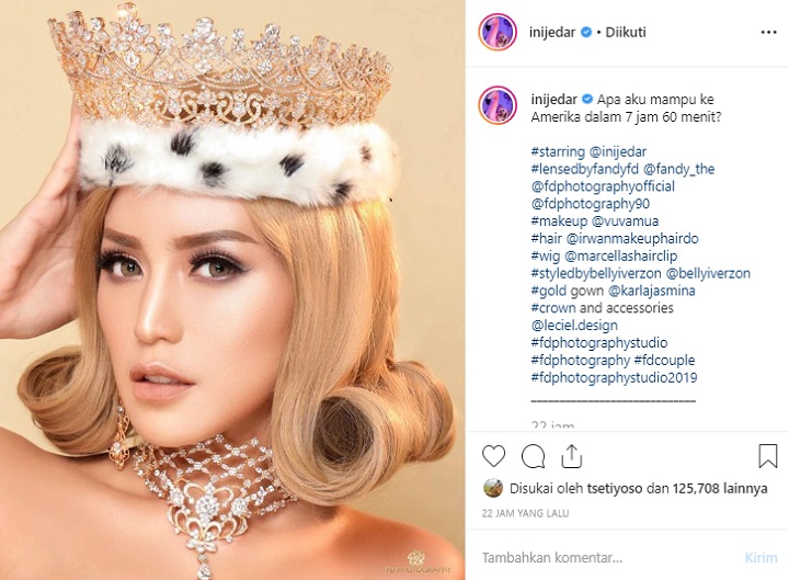 Jessica Iskandar Pakai Mahkota Bak Ratu, Sengaja Tulis Amerika 8 Jam ...