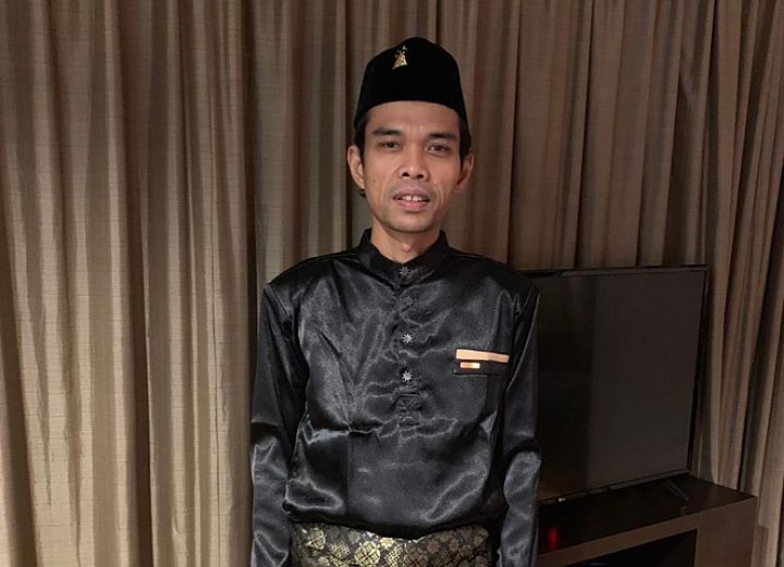 Ustaz Abdul Somad dan Mellya Juniarti