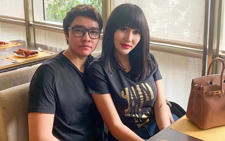 Cuek KTP 'Dian Ashari' Dibongkar, Abash Pacar Lucinta Luna Malah Pengumuman Buka Endorse