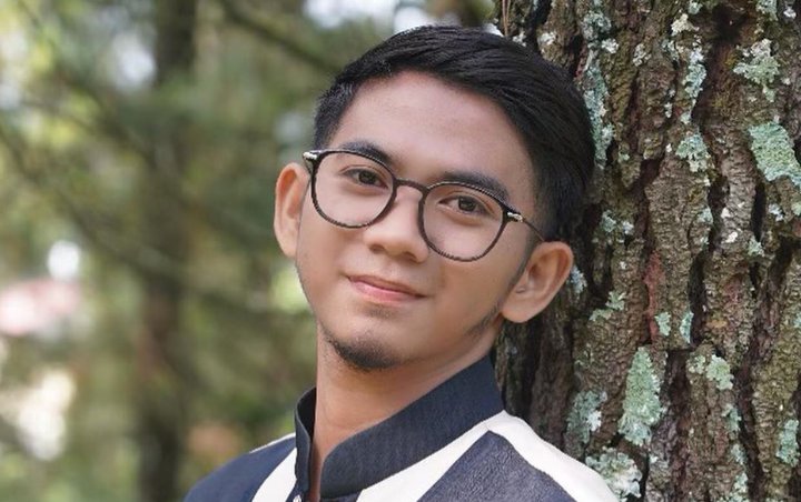 Rizki DA Gagah Berseragam Tentara, Reaksi Disinggung Song Joong Ki ...