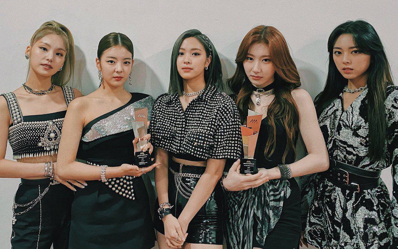 Comeback ITZY Semakin Ditunggu Usai Rilis Video Latihan dan Foto Poster ...