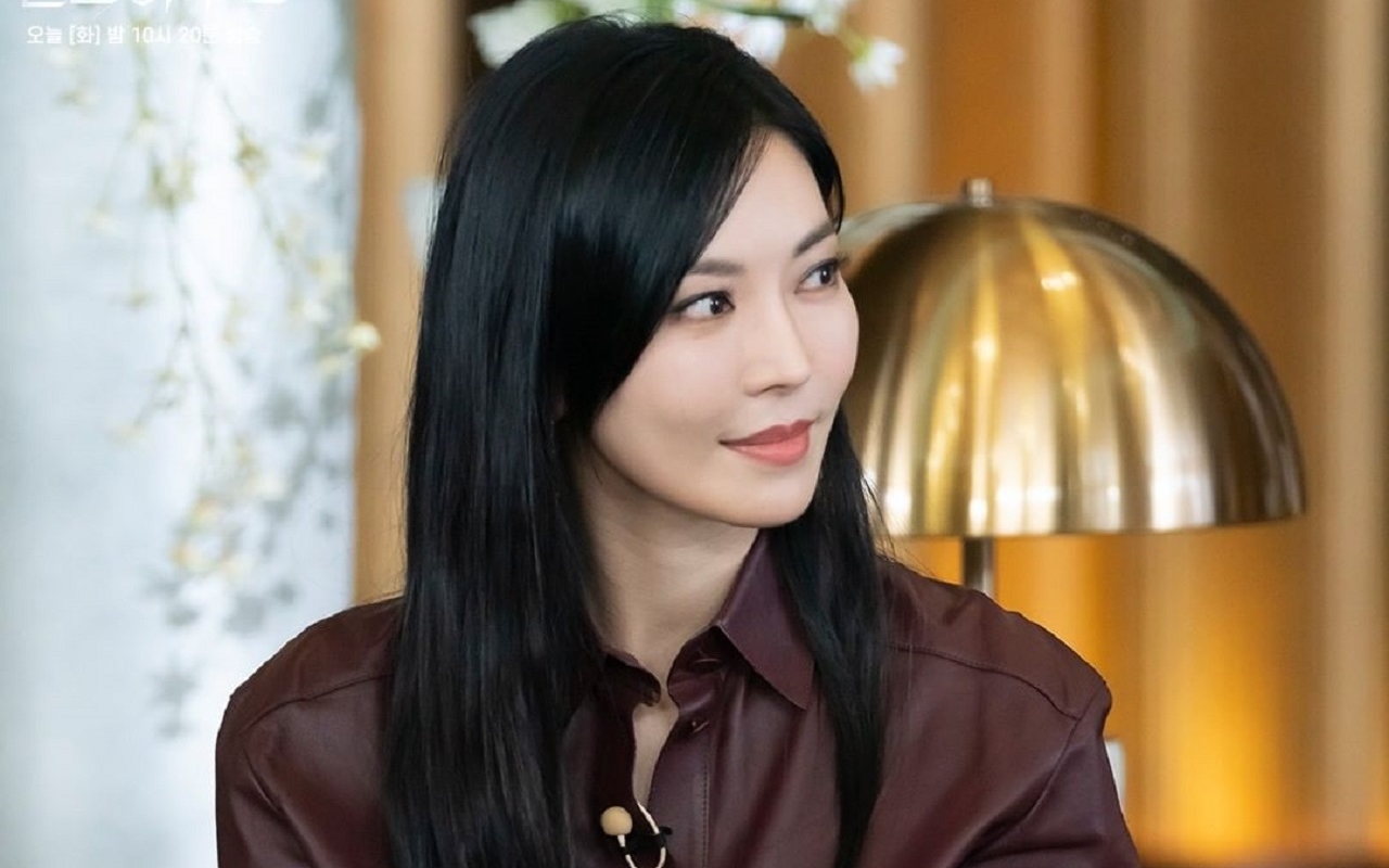 Kim So Yeon Jadi Pemain 'Penthouse' yang Paling Menderita di Lokasi ...