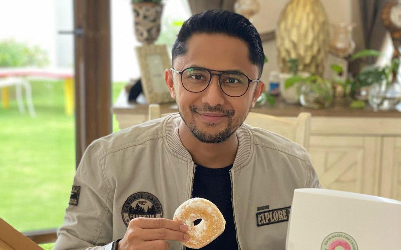 Hengky Kurniawan 'Pak Wabup' Banjir Pujian Usai Beri Hadiah Mas Kawin ...