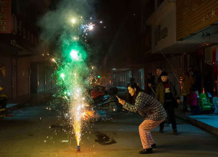 Kembang Api dan Petasan