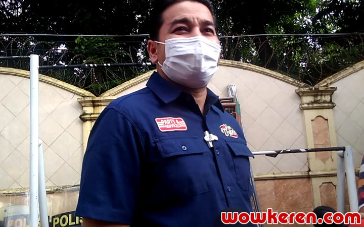 Umar Lubis Jenguk Jennifer Jill