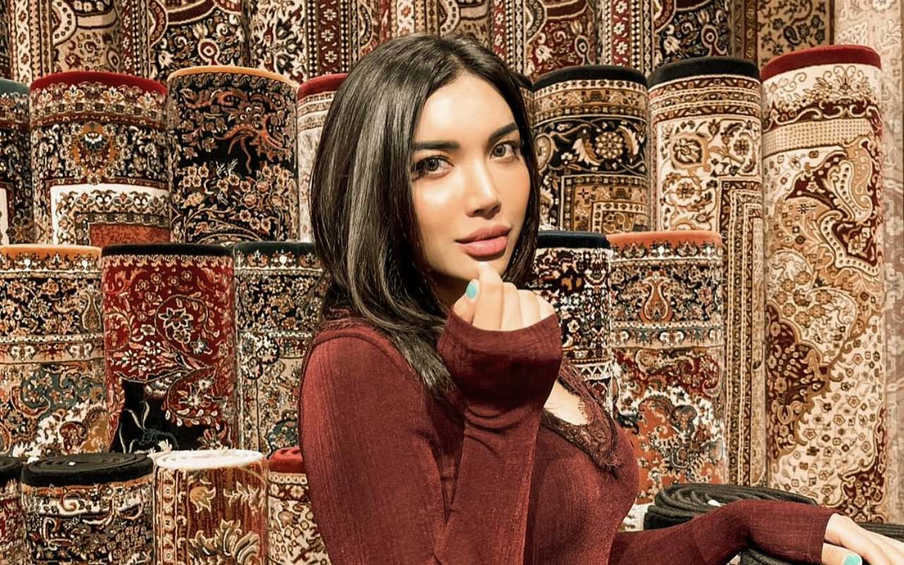 Millendaru Ingin Tampil Seksi Tapi Sopan di Pernikahan Aurel Hermansyah ...