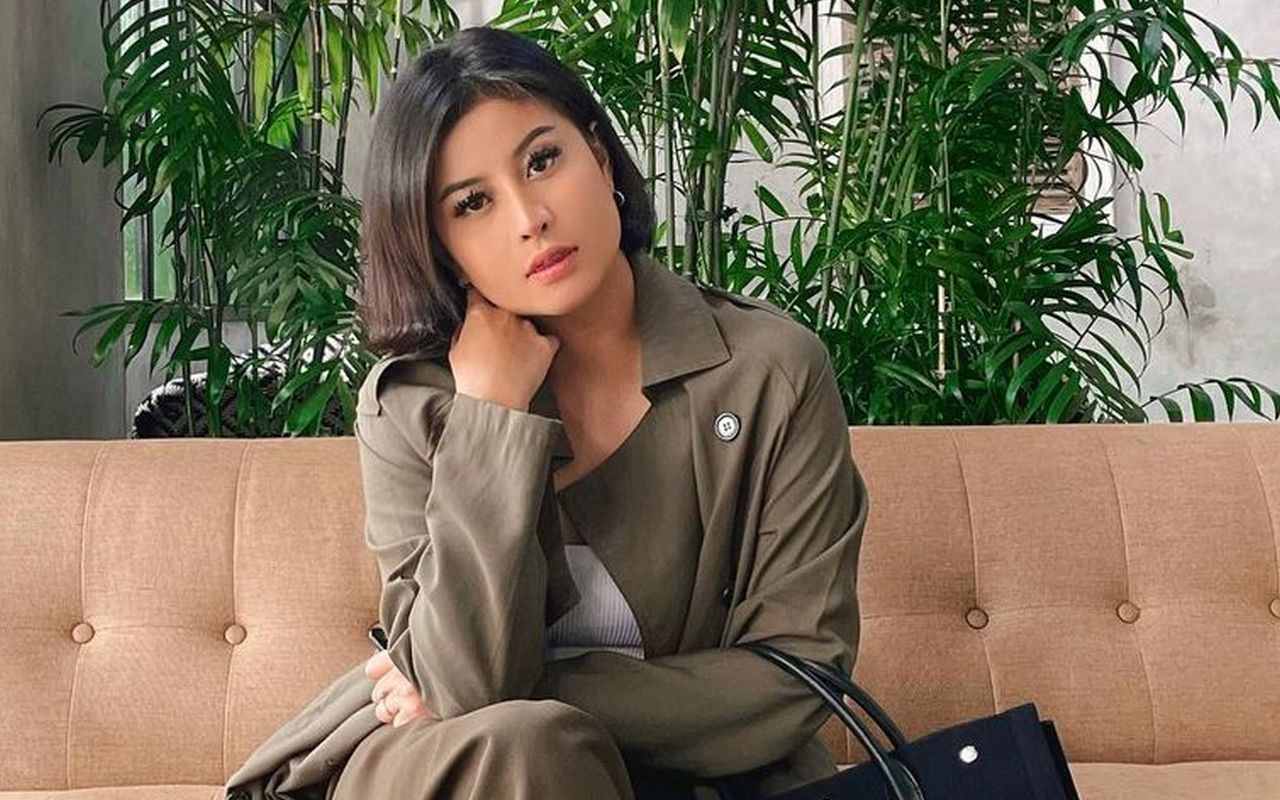 Awkarin Ngamuk Jadi Bahan Ghibah di Forum Gosip: Jatuhnya Fitnah!