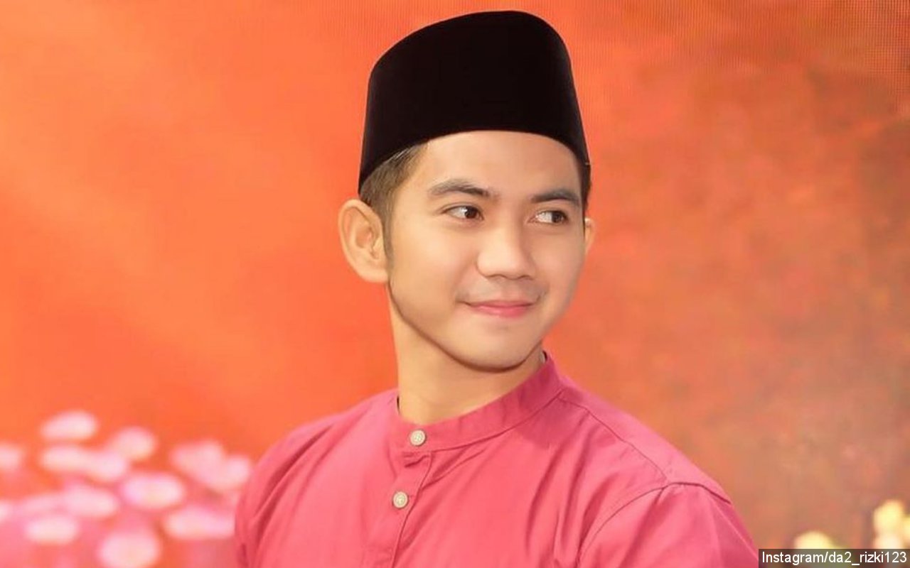 Wajah Tampan Putra Rizki DA Jadi Perbincangan, Netizen: Untung Mirip Ibunya
