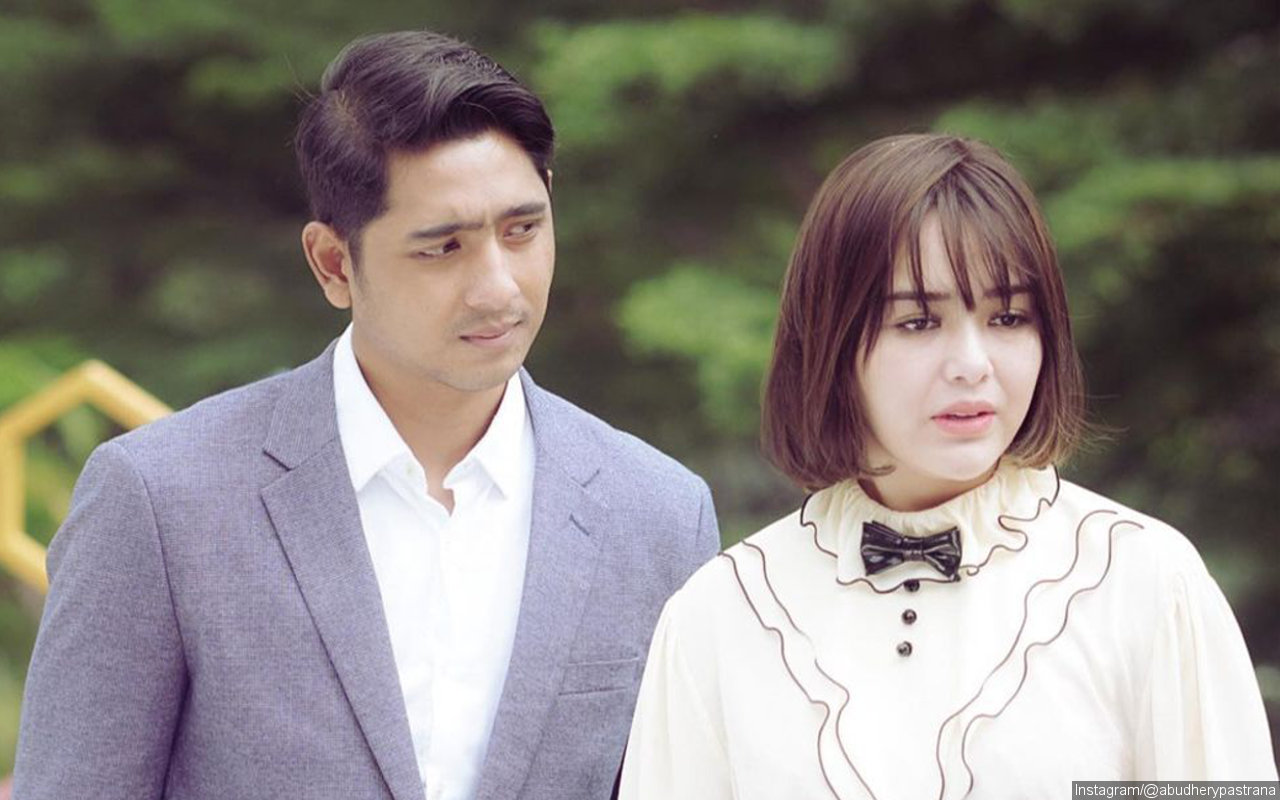 Asisten Unggah Video Joget TikTok Bareng Amanda Manopo, Arya Saloka ...