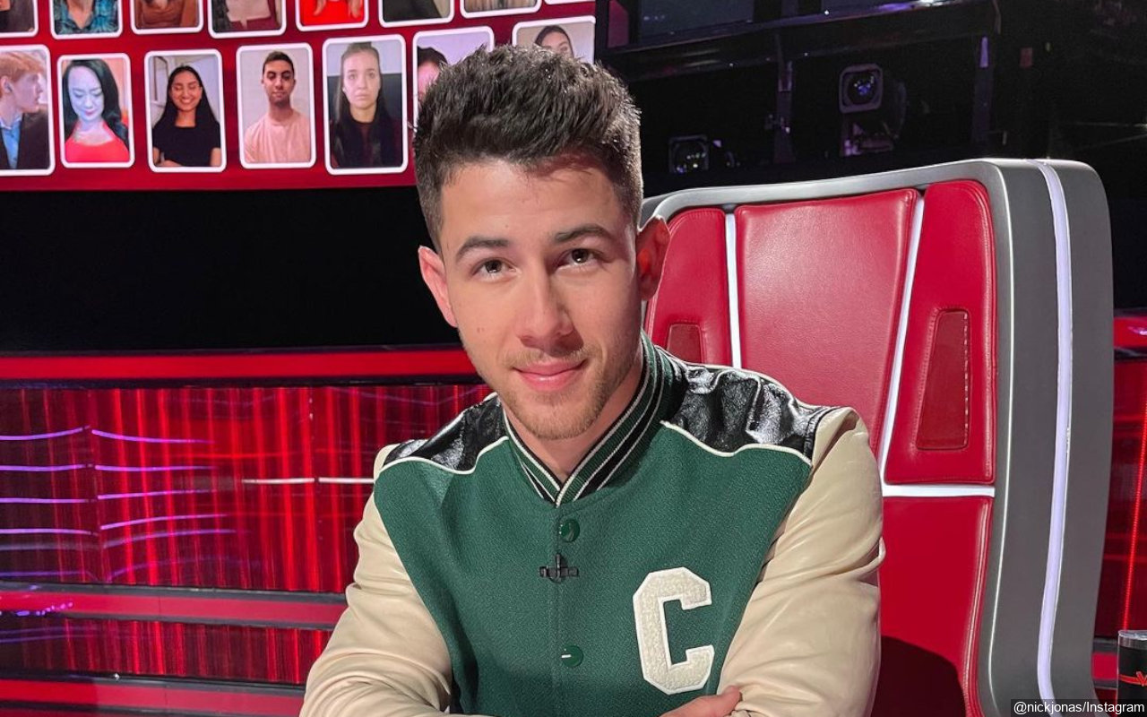 BBMA 2021: Didapuk Jadi Host, Intip Gaya Super Kece Nick Jonas Dalam ...