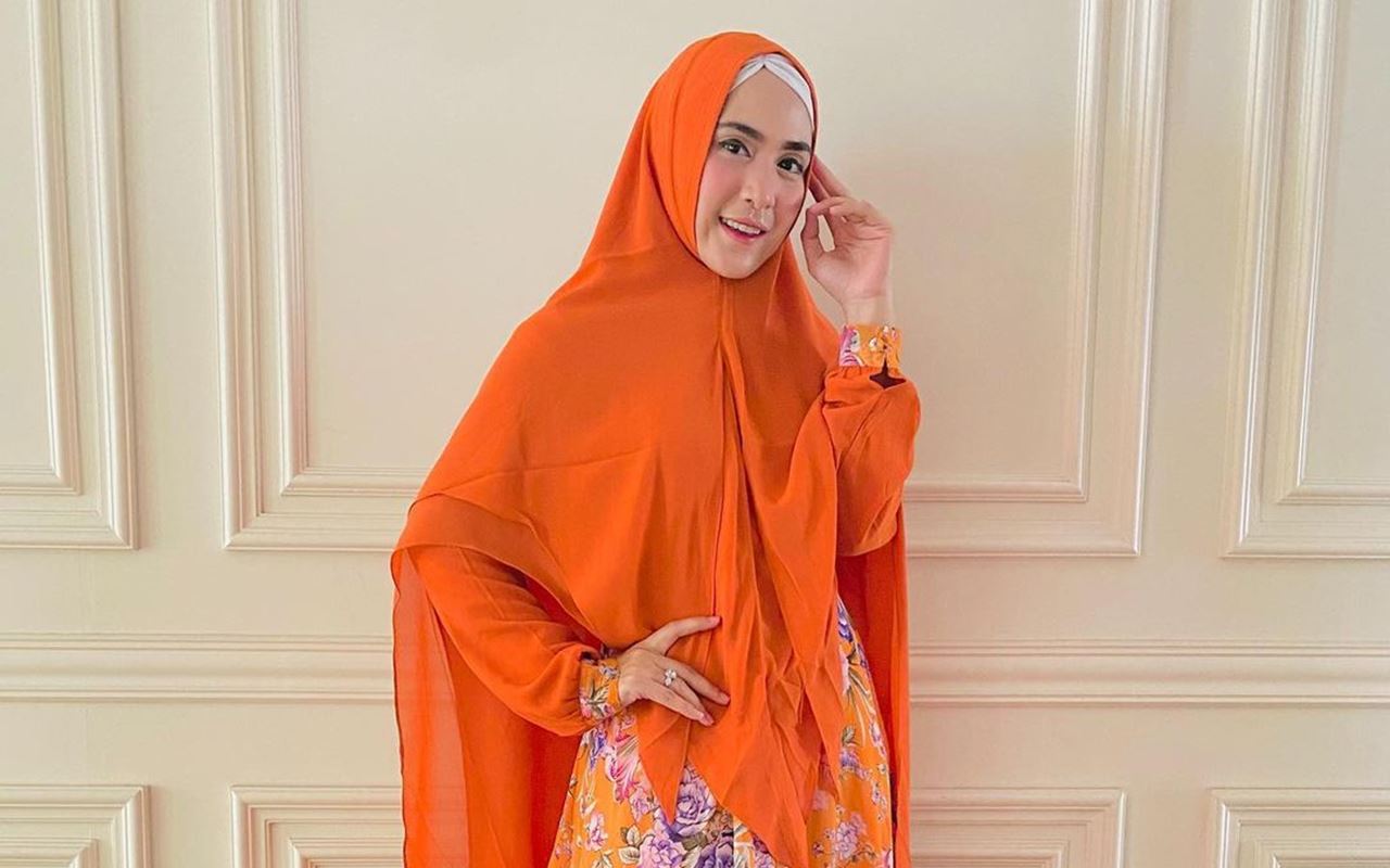 Sembuh Dari COVID-19, April Jasmine Ngaku Sering Bikin Repot Saat Isoman