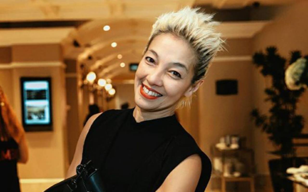 Masih Tak Menikah di Usia 56 Tahun, Vicky Burky Ngaku Terlalu Lempeng ...