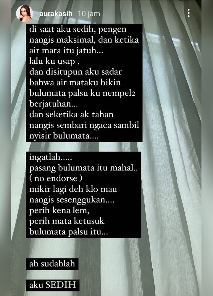 Curhat Sedih Aura Kasih Nyesel Nangis Karena Bikin Bulu Mata Palsunya ...