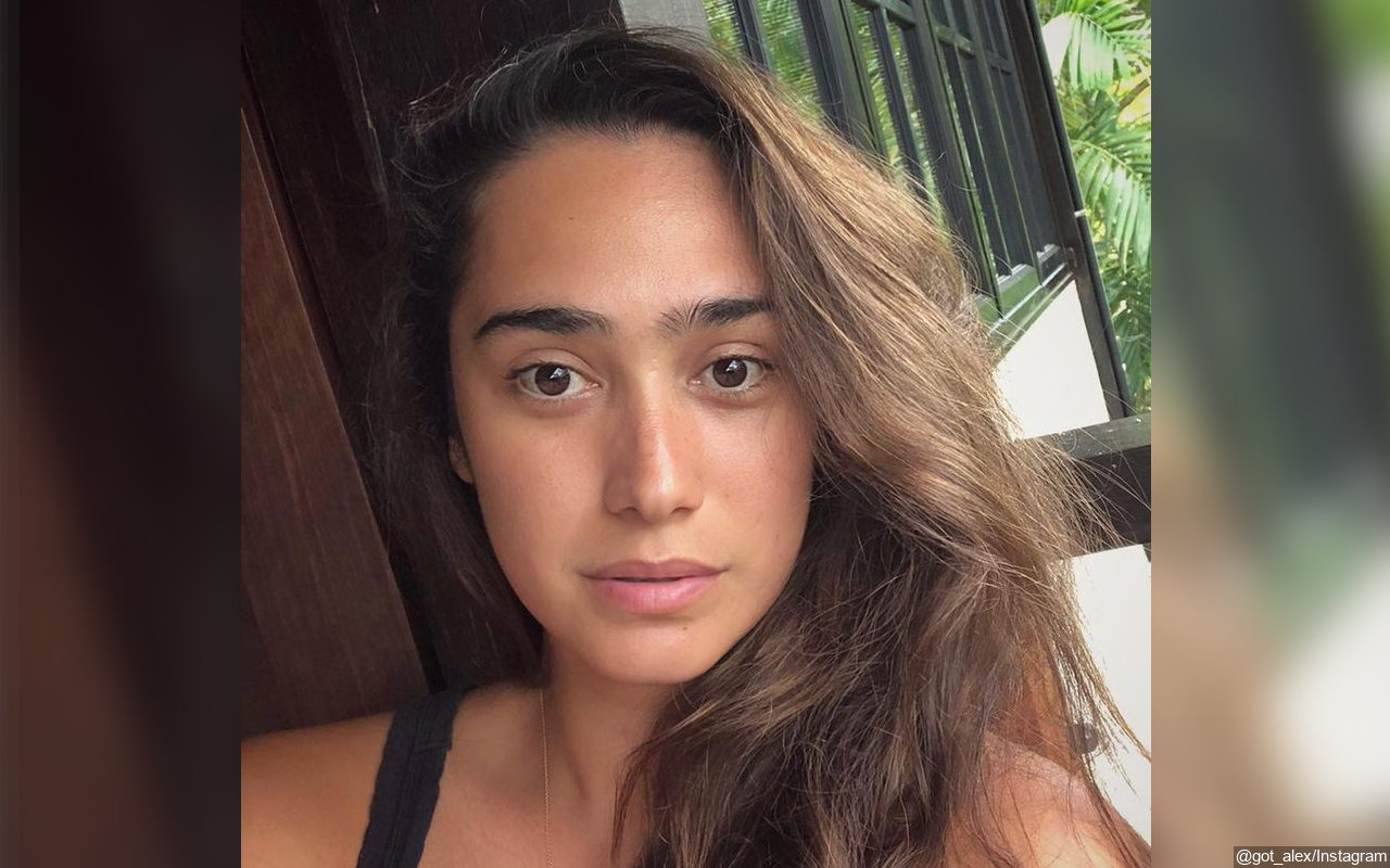 Foto Pamer Bulu Ketiak Diributkan, Jawaban Kalem Alexandra Gottardo ...