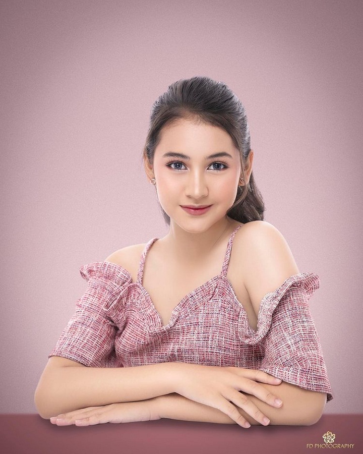 Imutnya Sandrinna mirip Irish Bella?