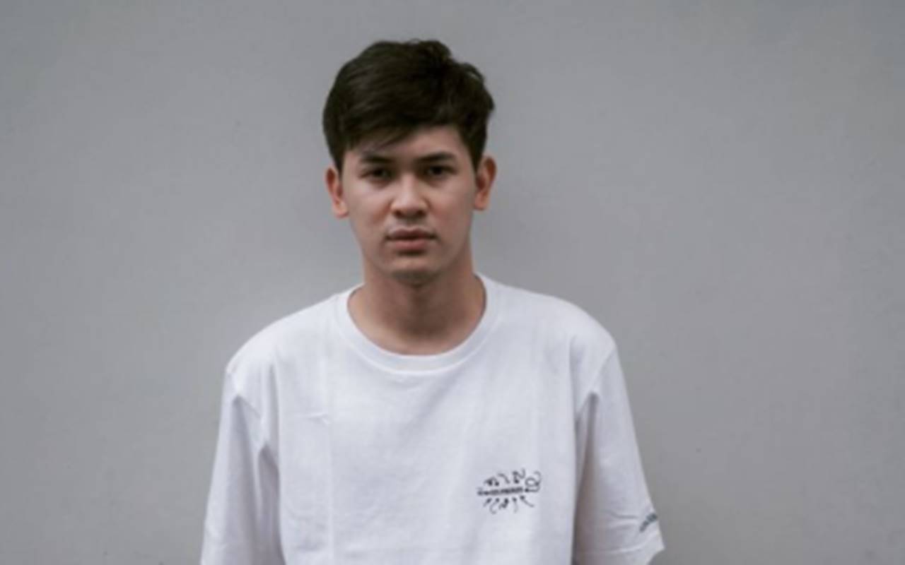 Diciptakan Badai Eks Kerispatih, Agung Akhdani Debut Jadi Penyanyi ...