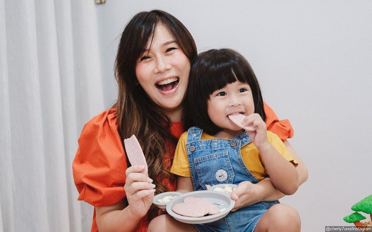 Simak Makna Indah Nama Anak Kedua Cherly Juno yang Lahir di Tanggal dan Jam Cantik