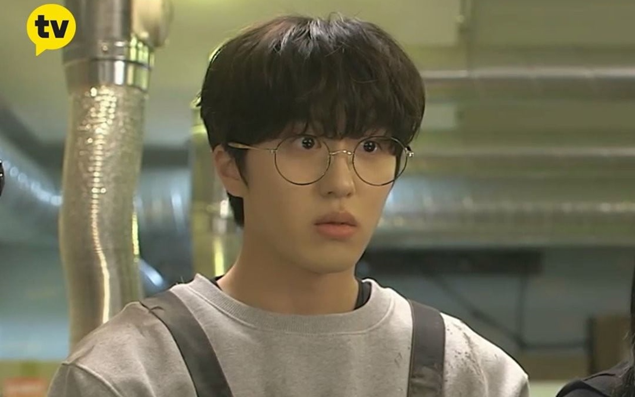 Terkena 'Kutukan Cinta', Chani SF9 Dibuat Nyesek Gebetan di Teaser 'Jinx'
