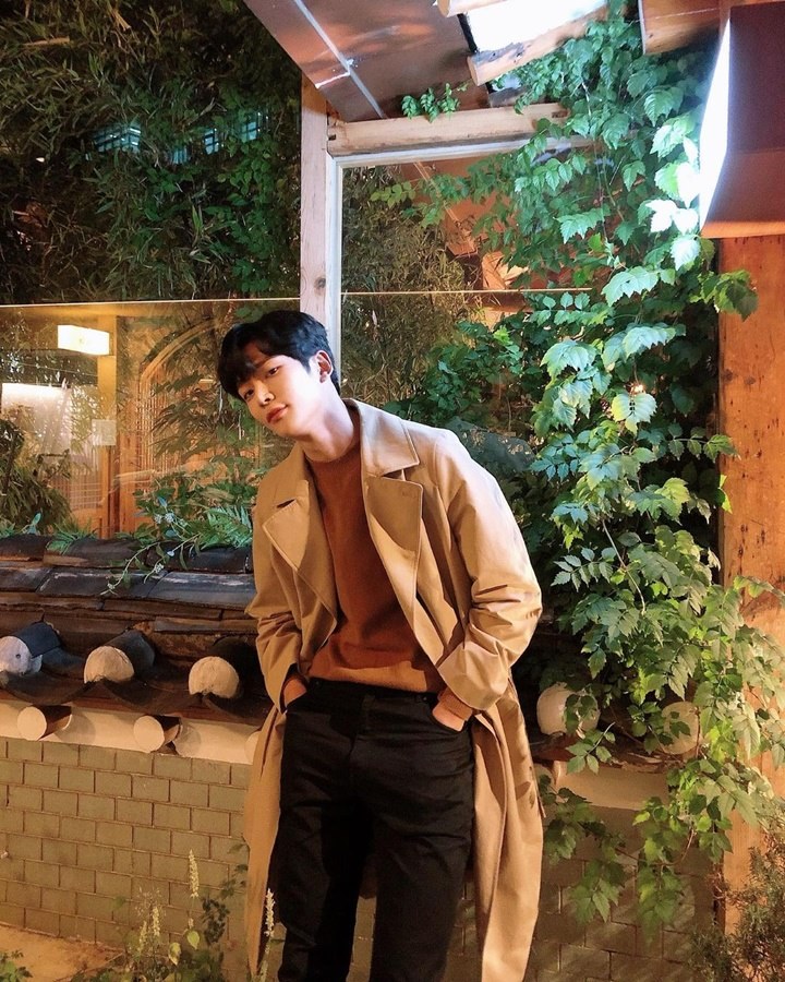 8 Potret Boyfriend Material Rowoon SF9, Pemeran Utama di 'The King's ...