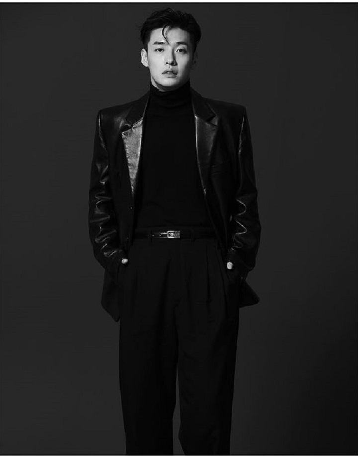 super kece dengan tema monokrom