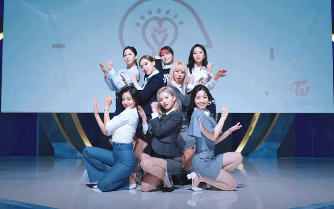 TWICE Tampil Imut di Video Dance Practice 'Scientist', Netizen ...