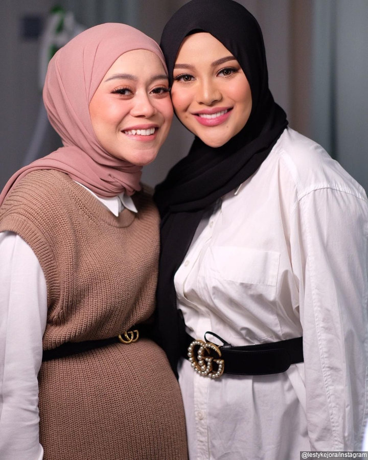 Duo bumil cantik