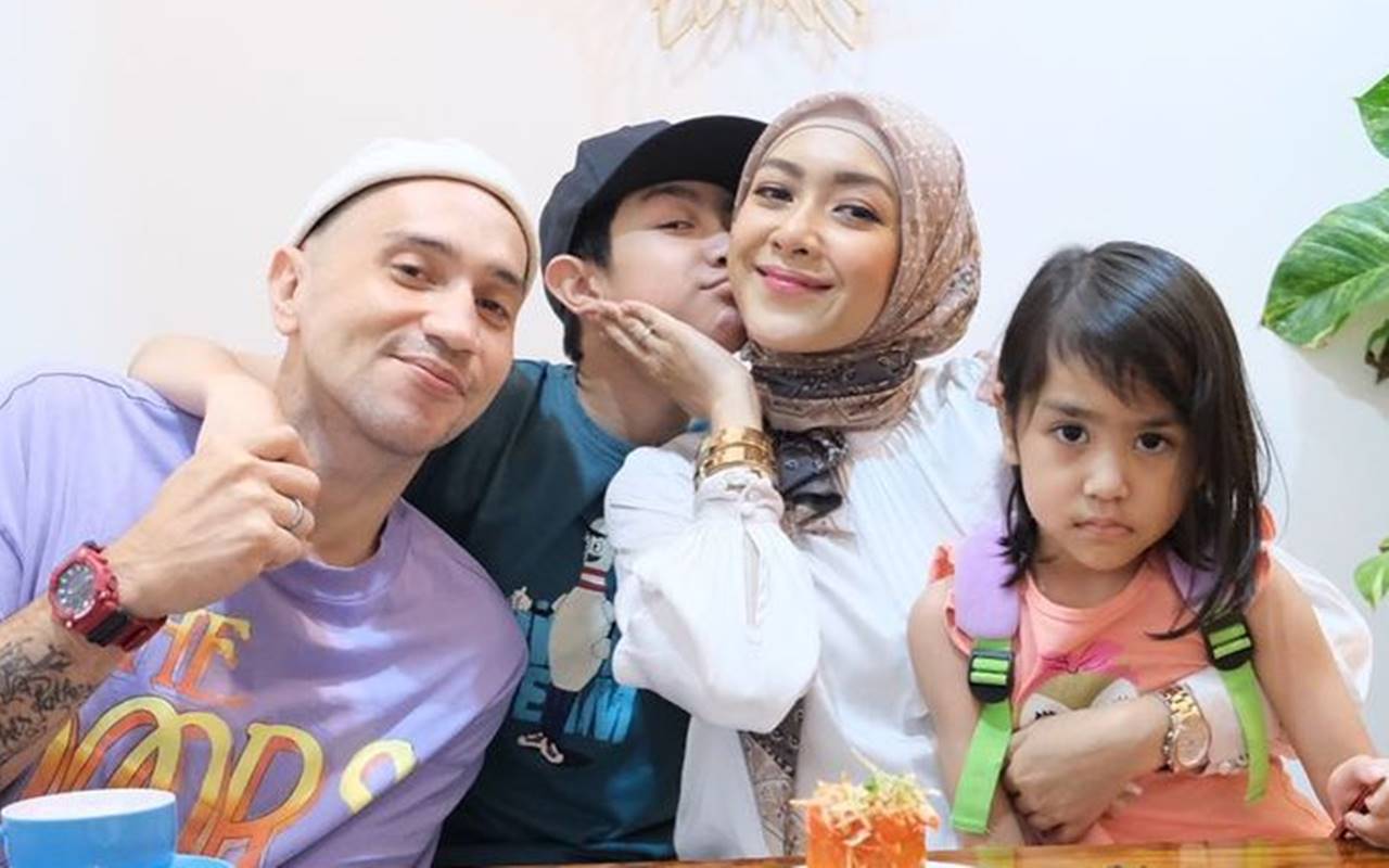 Richa Novisha Ungkap Cara Pertahankan Kondisi Keuangan Keluarga Hingga ...