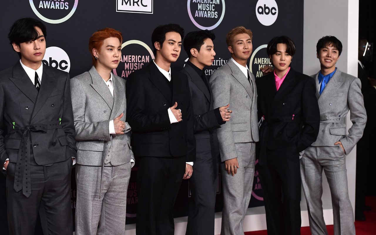 AMA 2021: BTS Cetak Sejarah Jadi Artis Asia Pertama Menang Artist of the Year