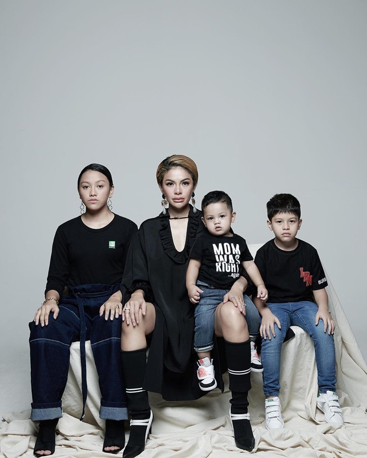 Swag ala Nikita Mirzani bareng Laura Meizani, Azka Raqila, dan Arkana ...