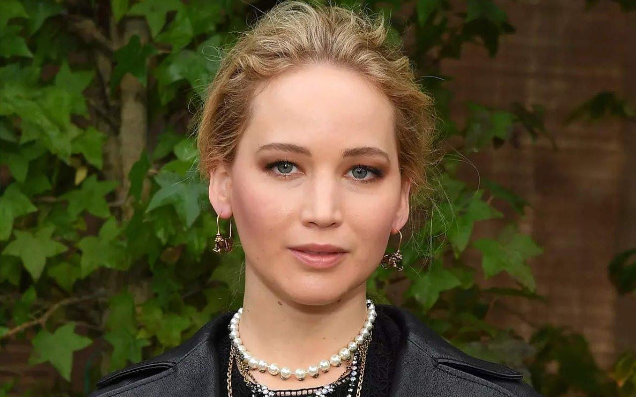 Mendekati Kelahiran Anak Pertama, Jennifer Lawrence Disebut Makin ...