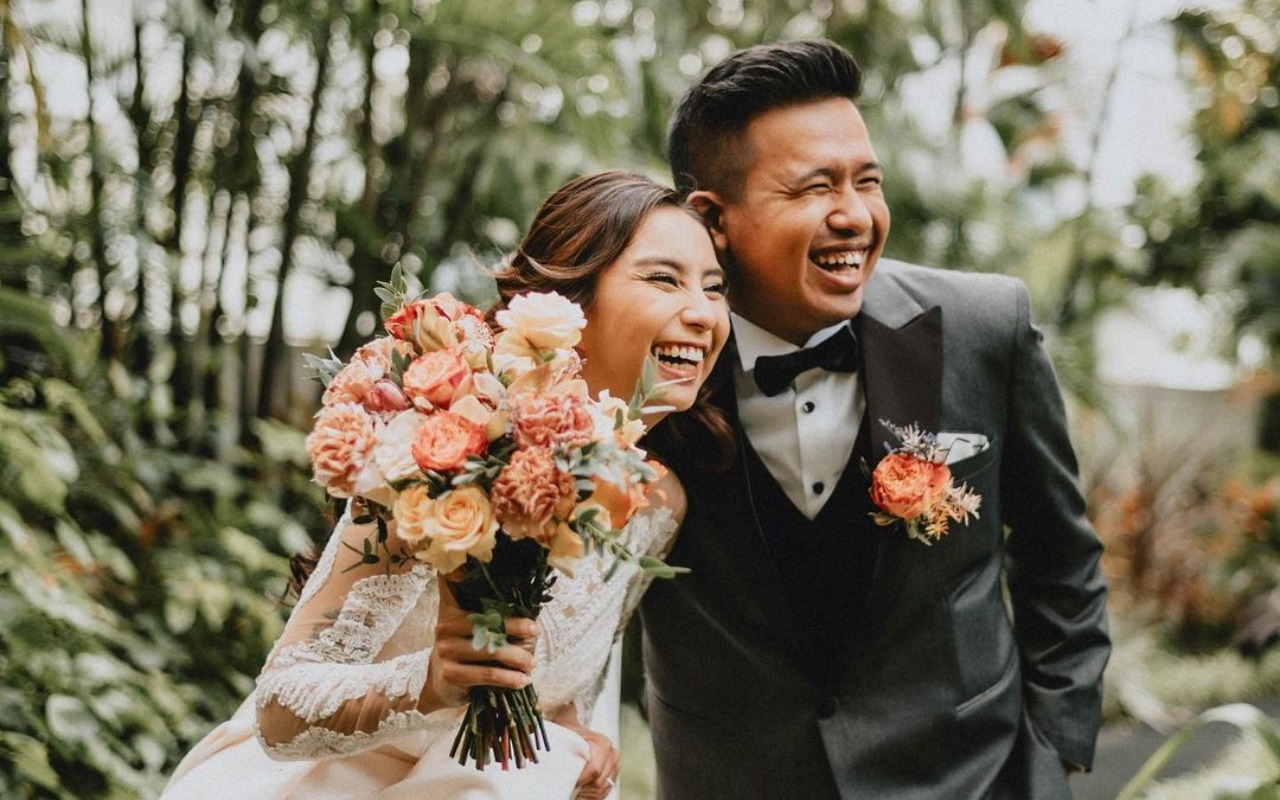 'Rabu Rabi', Intip 7 Potret Joshua Suherman Dan Clairine Clay Di Momen ...