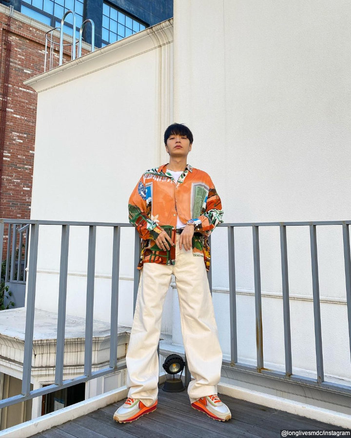 7 Potret Simon D, Rapper Ganteng Yang Viral Karena Dikira Hamil