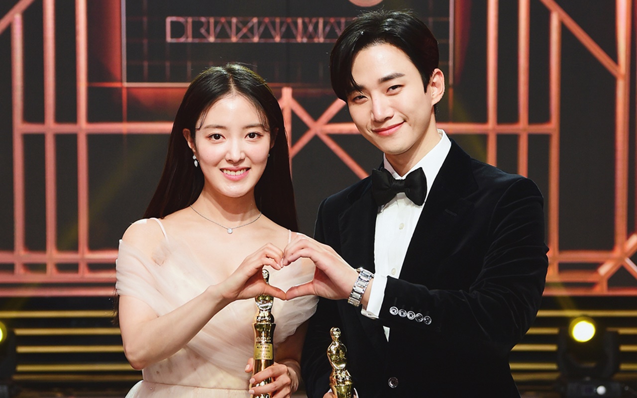 MBC Drama Awards 2021: Junho 2PM Sungkan Raih Best Couple dengan Lee Se Young, Kok Bisa?
